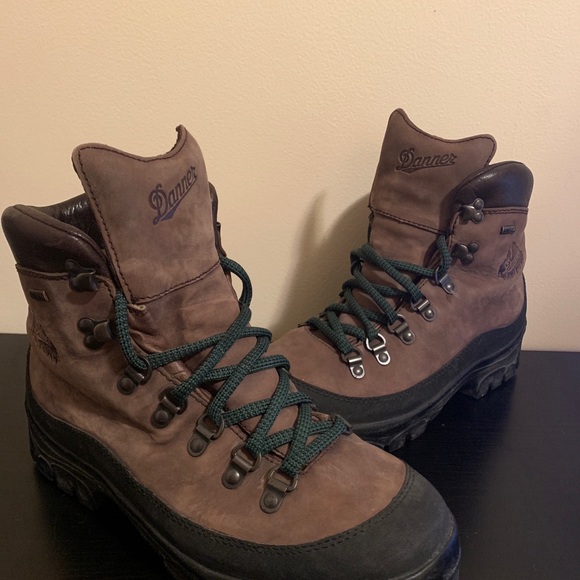 Danner | Shoes | Danner Brown Leather 65 Talus Gtx Laced Hiking Boots ...